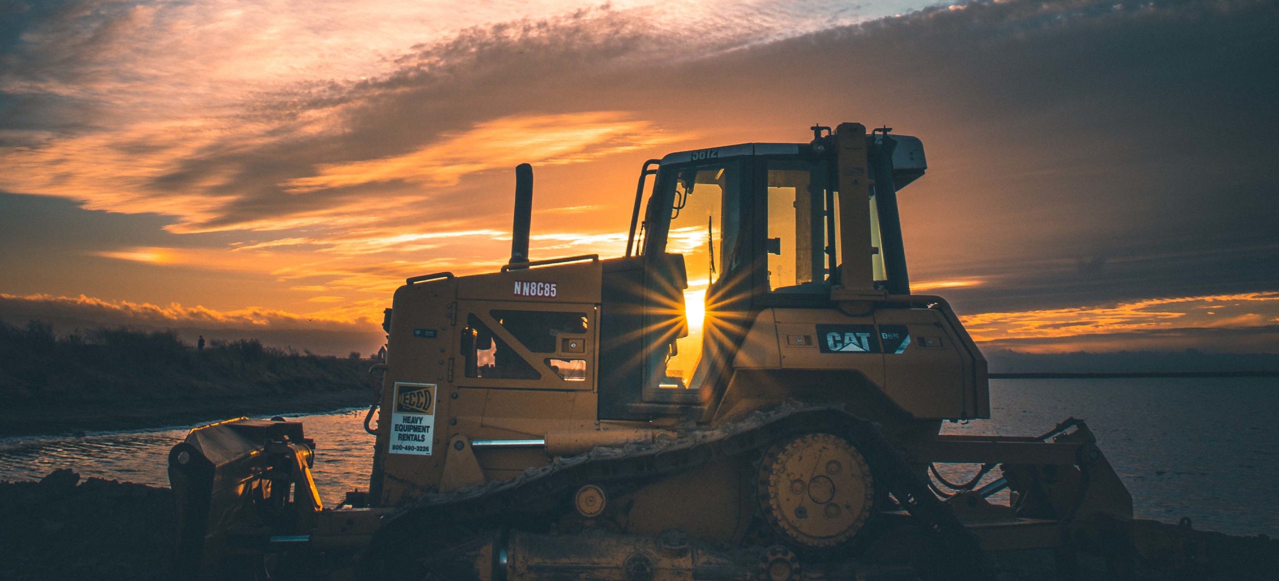900 caballos para el tractor más grande del mundo - Tejwheels